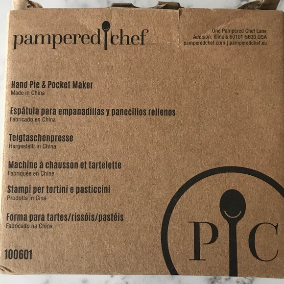 Pampered Chef | Kitchen | The Pamperred Chef Hand Pie And Pocket Maker ...